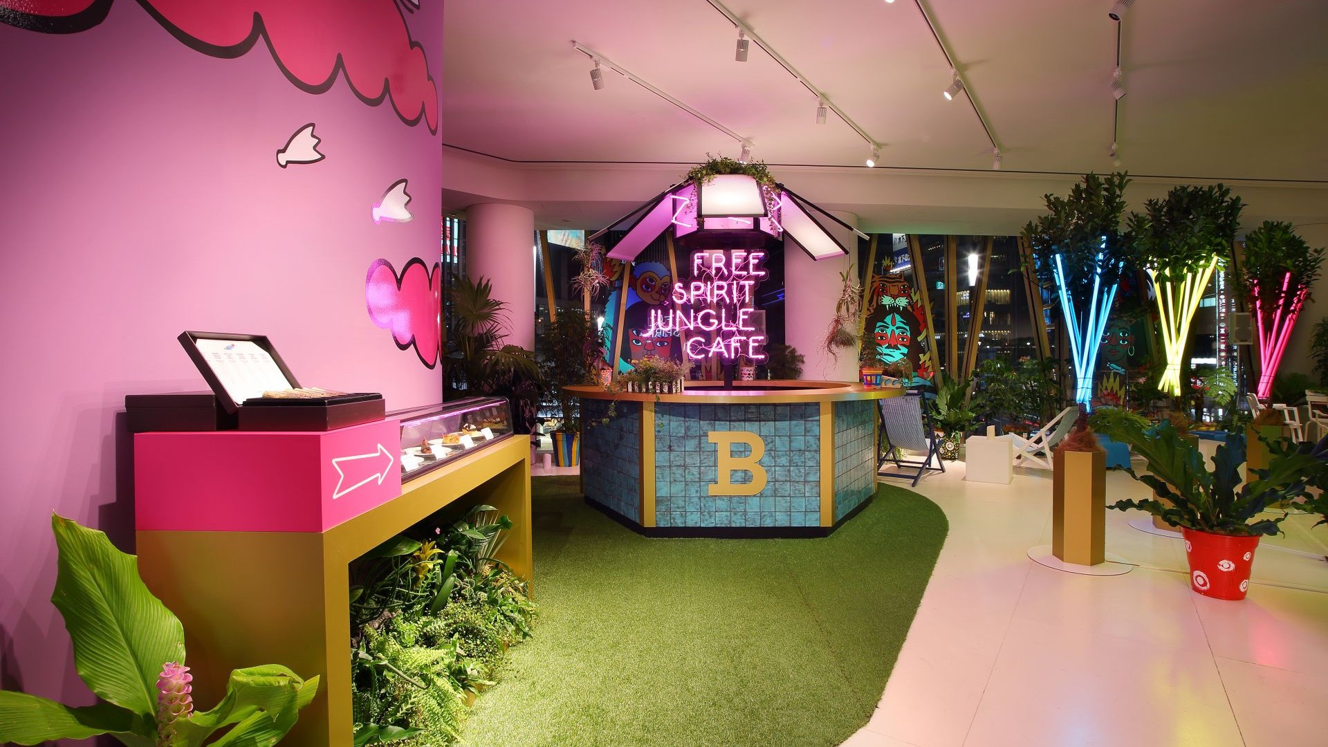 BALLY CAFE - WHYiT inc.